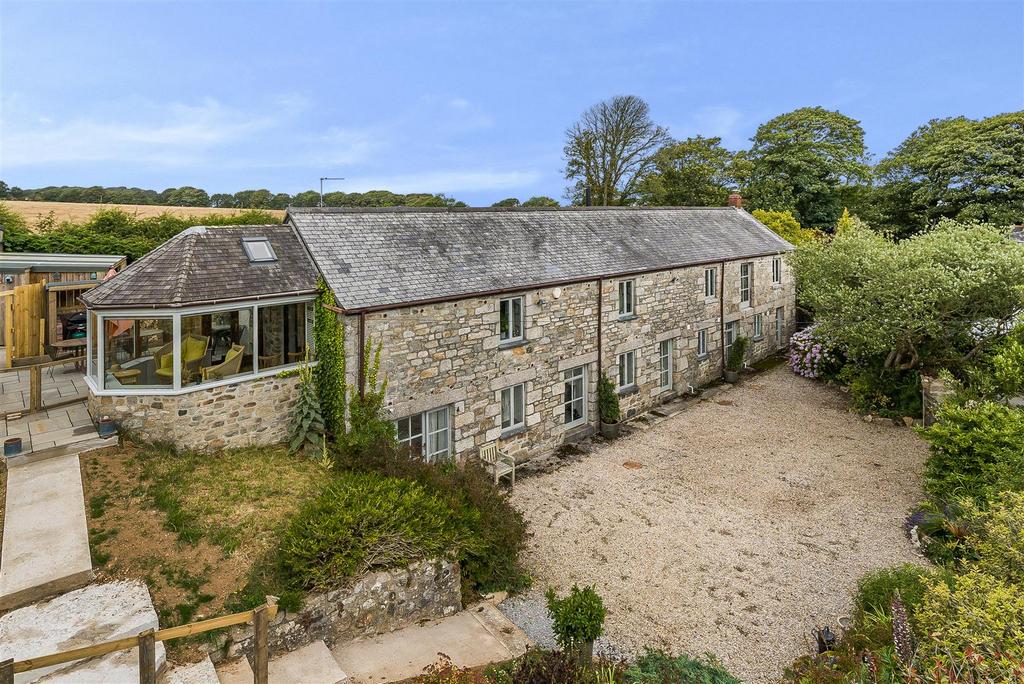 Godolphin Cross, Helston 4 bed detached house for sale - £695,000