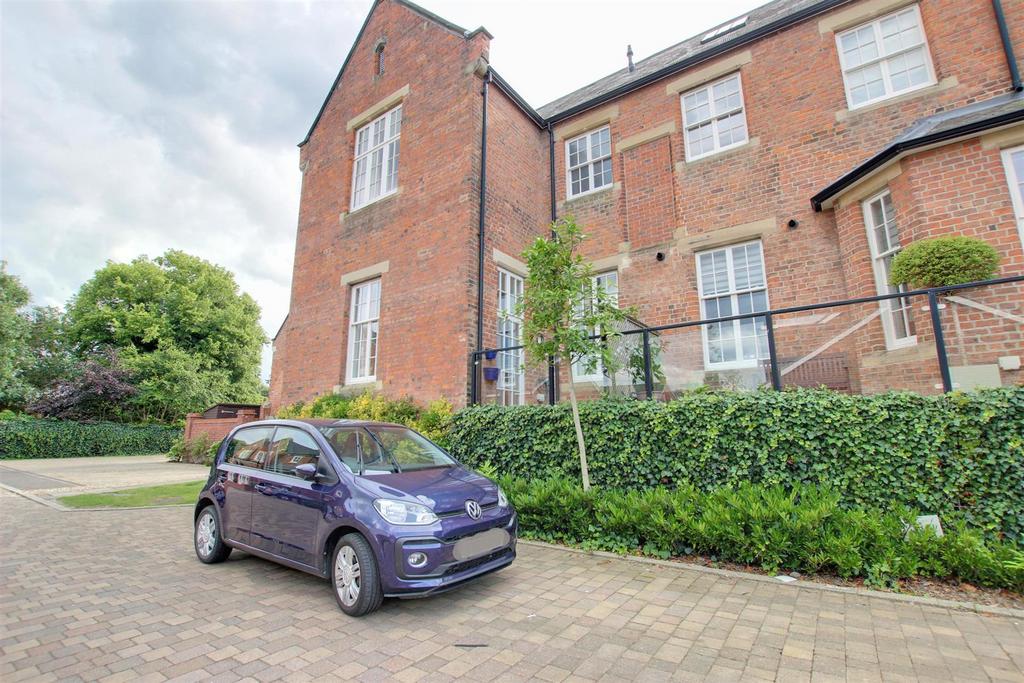 Atkinson Way, Beverley 2 bed apartment for sale - £300,000