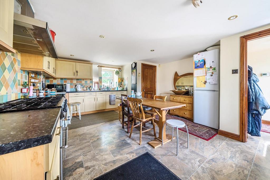 Oakwood, Scotland Lane, Horsforth, LS18 3 bed link detached house - £ ...