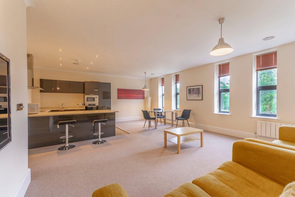 Widmerpool Hall, Keyworth Road... 2 bed apartment - £1,250 pcm (£288 pw)