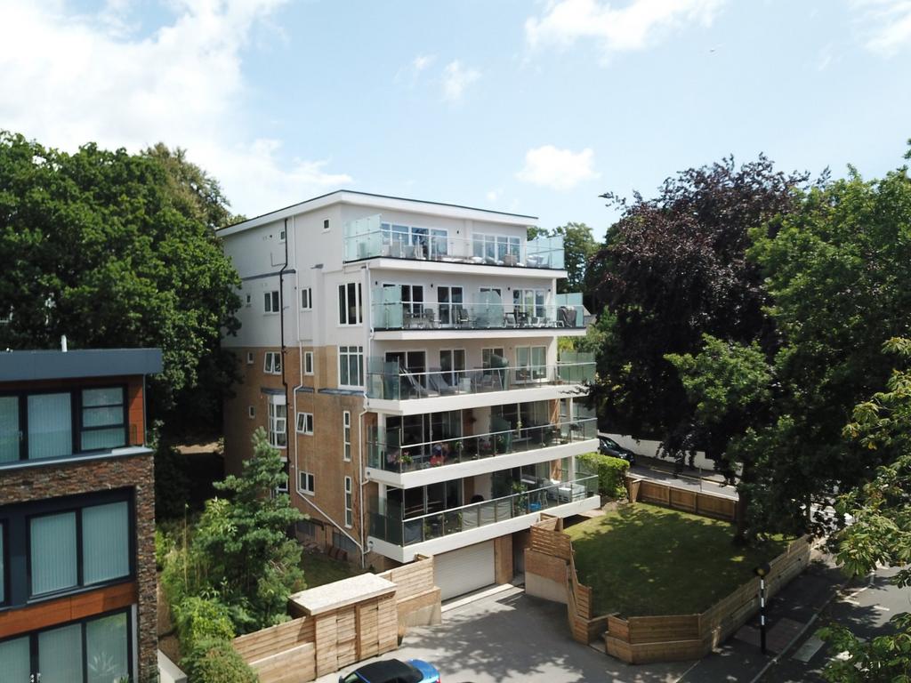 Windsor Road, Lower Parkstone, Poole... 3 bed penthouse - £825,000
