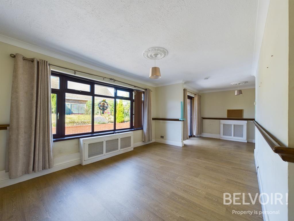 Wordsworth Avenue, Highfields, Stafford, ST17 3 bed bungalow for sale ...