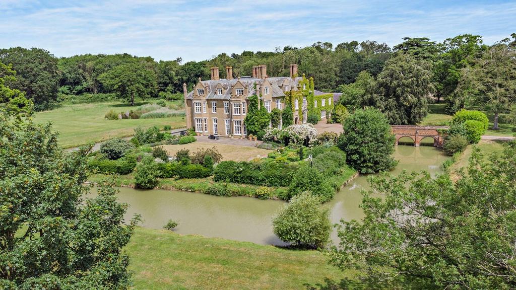 Stanfield, Wymondham, Norfolk 8 bed detached house for sale - £5,000,000