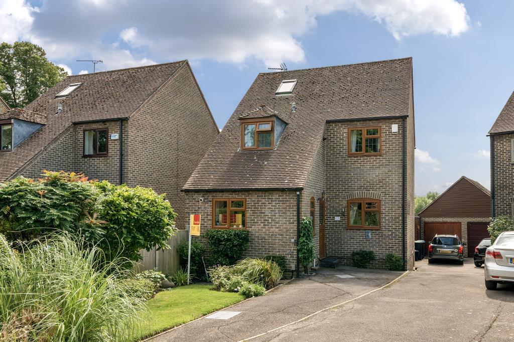 Newland Mill, Witney, OX28 4 bed detached house - £1,900 pcm (£438 pw)
