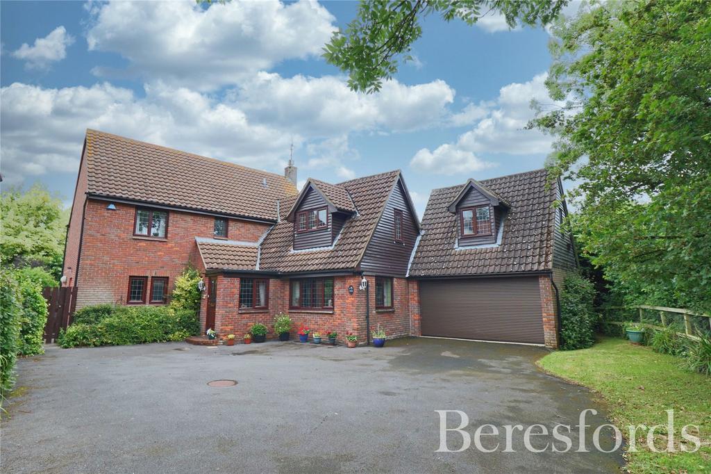 Lordswood View, Leaden Roding, CM6 5 bed detached house for sale - £700,000