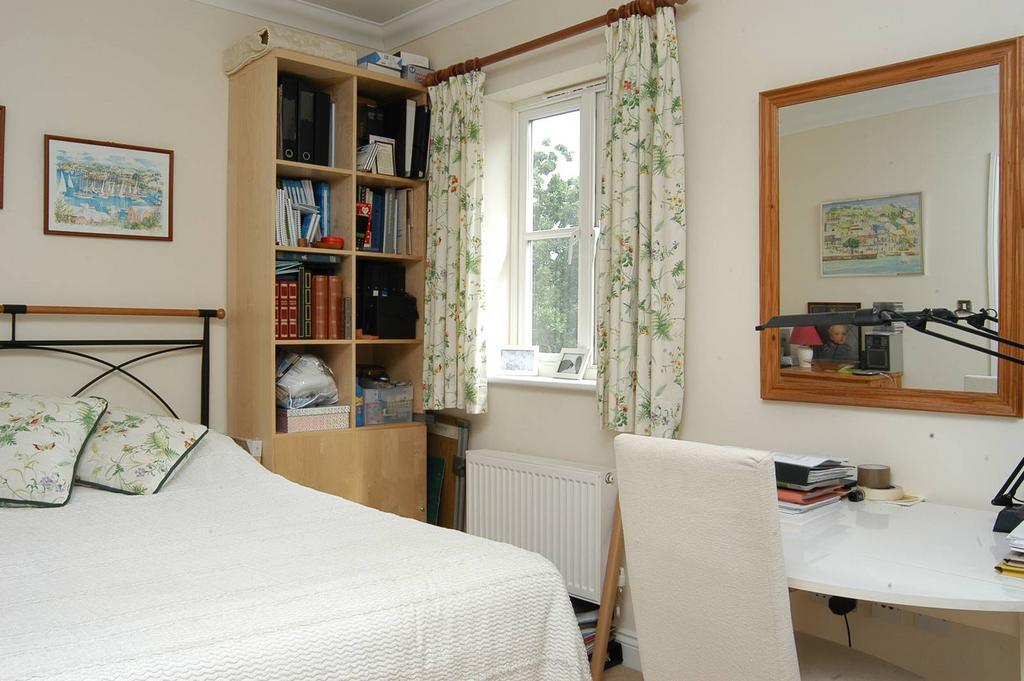 Brockwell Park Row, Brockwell Park... 4 bed house - £4,200 pcm (£969 pw)