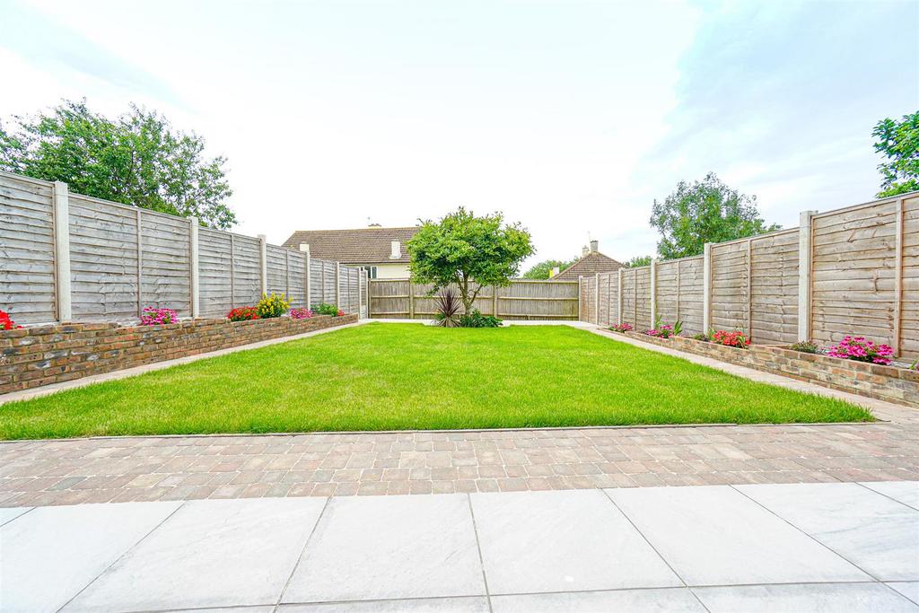 Quebec Road St Leonards On Sea 3 Bed Semi Detached House For Sale £