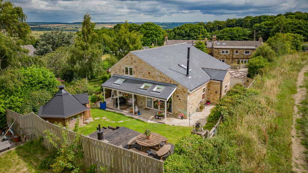 Mount Pleasant, Stocksfield NE43 2 bed detached bungalow - £350,000