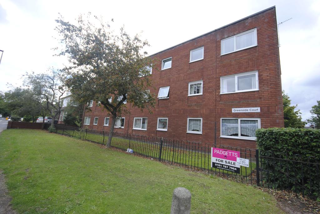 Greenside Court, Eccles M30 2 bed apartment - £130,000