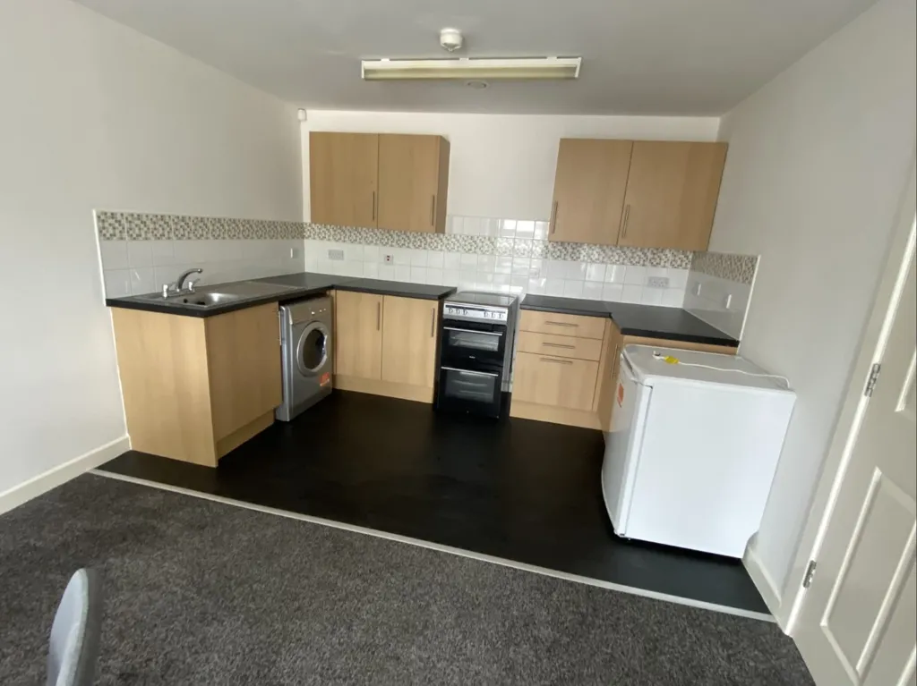 Carriage Grove, Bootle L20 2 bed flat - £695 pcm (£160 pw)
