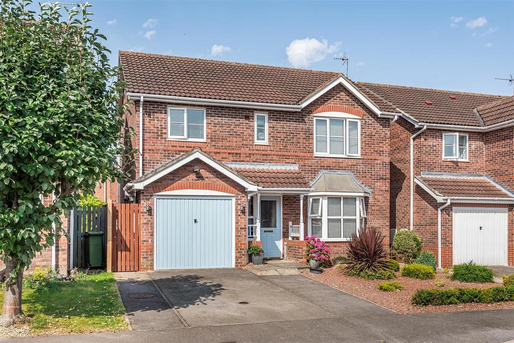 The Hawthornes, Long Riston, East... 4 bed detached house - £290,000