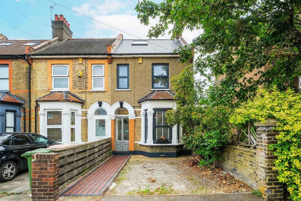 Gladding Road, Manor Park 4 bed end of terrace house for sale - £800,000