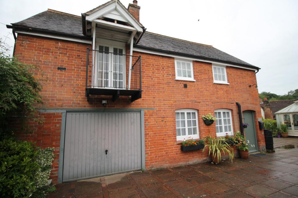 Bridge Street, Wickham 1 bed property - £995 pcm (£230 pw)