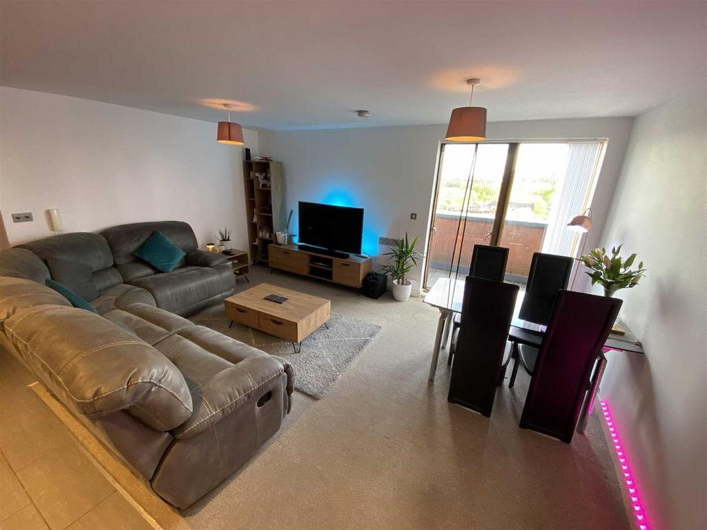 Masson Place, Hornbeam Way, Green... 2 bed apartment - £199,950