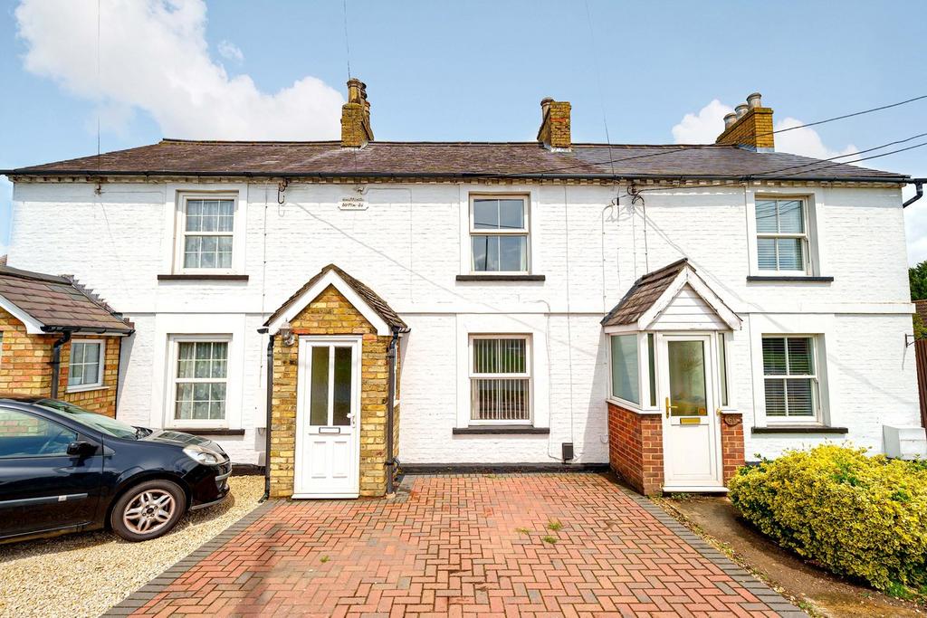 Steppingley Road, Flitwick, MK45 3 bed terraced house - £300,000