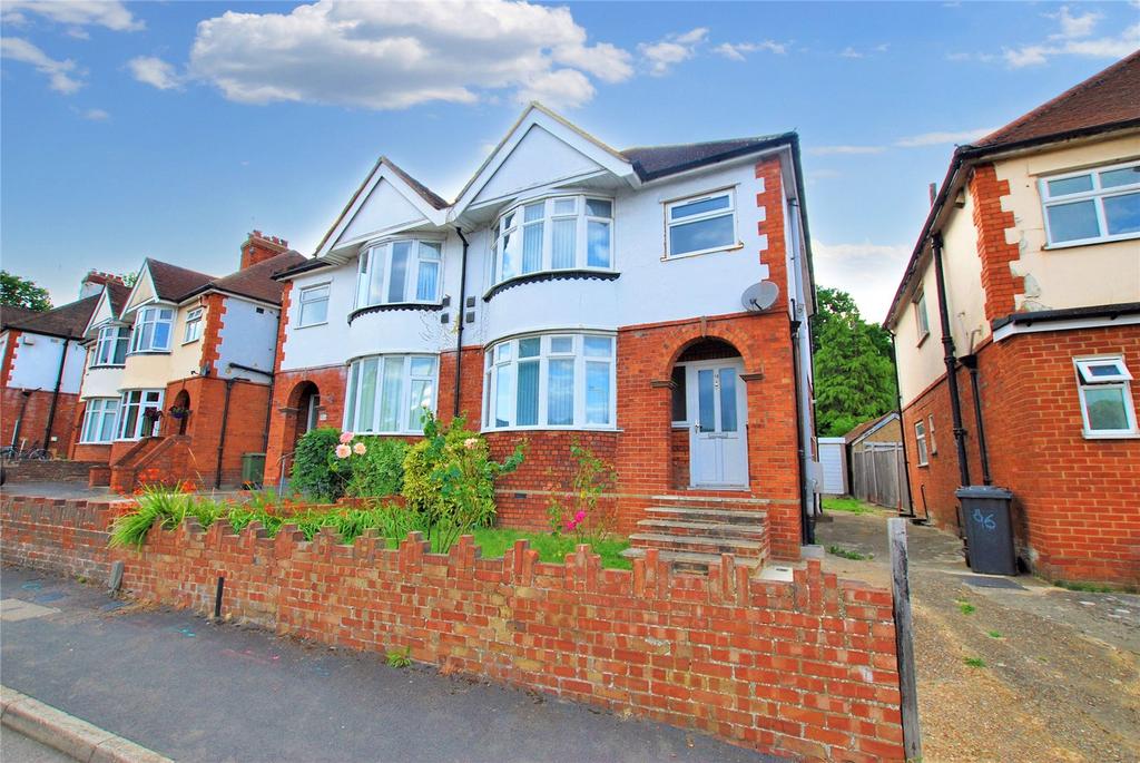 Beckingham Road, Guildford, Surrey, GU2 3 bed semi-detached house - £ ...