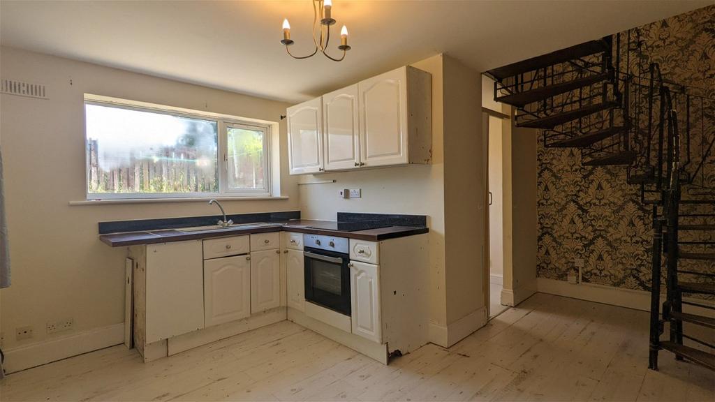 Felstead, Skelmersdale WN8 1 bed semi-detached house - £500 pcm (£115 pw)