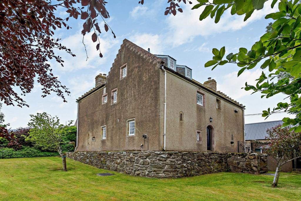 Portmahomack, Tain, Ross-Shire 3 bed detached house - £340,000