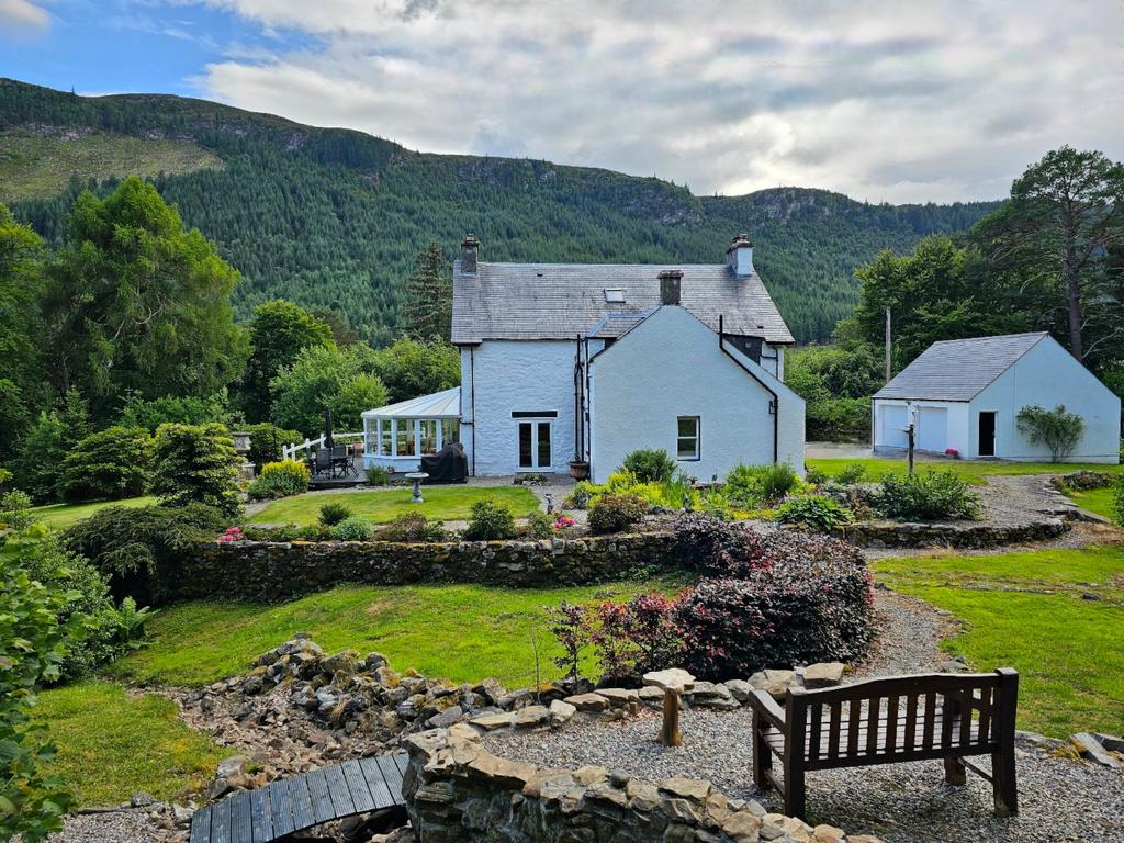 Invermoriston, Inverness 4 bed detached house for sale - £800,000