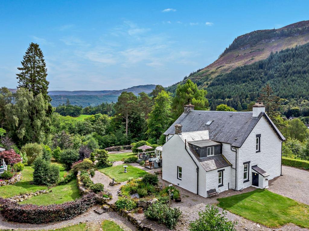 Invermoriston, Inverness-Shire 4 bed detached house for sale - £695,000