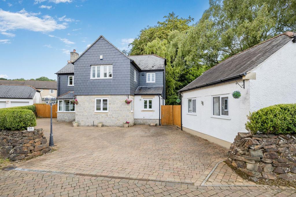 Owen Drive, Plymouth, PL7 5 bed detached house - £775,000