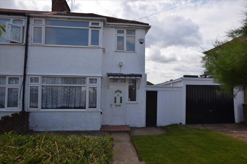 Gainsborough Gardens, Edgware 3 bed semi-detached house - £2,250 pcm (£ ...