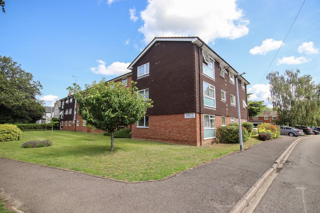 River Area - In the Ray, Maidenhead 1 bed apartment - £215,000