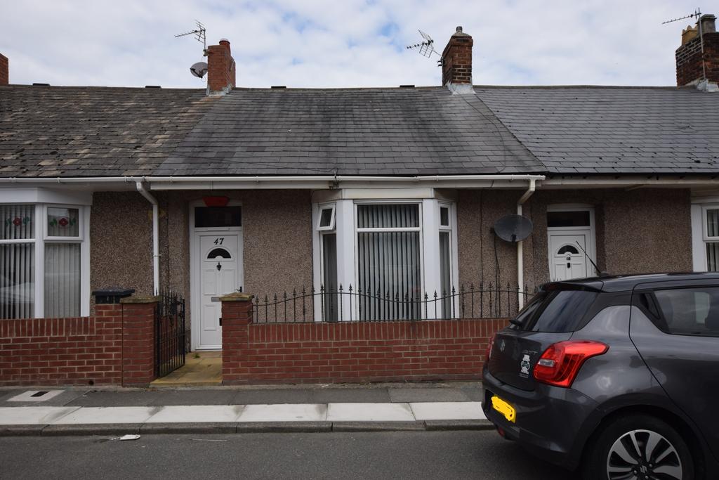 Mainsforth Terrace West, Hendon... 1 bed terraced house - £27,000