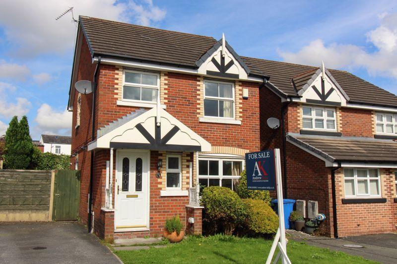 Pleasant Street, Castleton OL11 3BE 3 bed detached house - £234,950