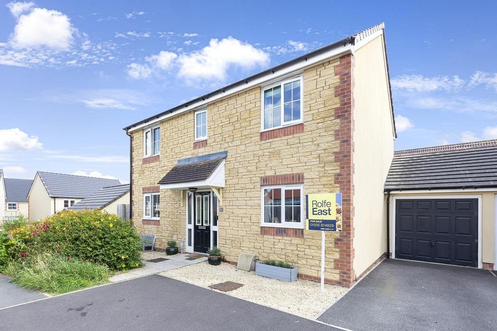 Everlanes Close, Milborne Port... 4 bed house - £410,000