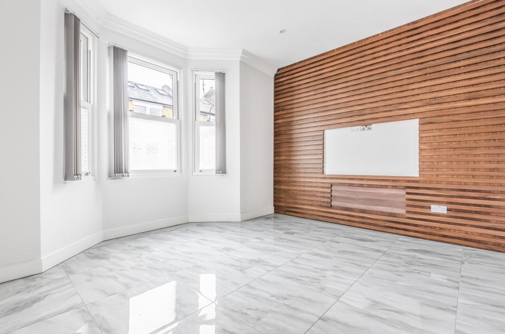 Abdale Road London W12 4 bed house - £4,100 pcm (£946 pw)