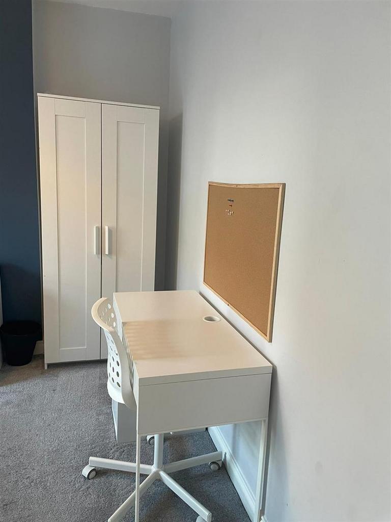 SWAN ROAD, GL1 - STUDENT HOUSE £500... 1 bed in a house share - £500 ...