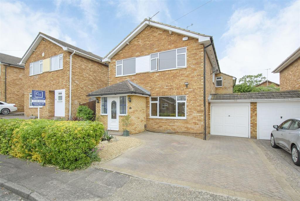 Larch Avenue, Bricket Wood, St. Albans 4 bed link detached house for ...