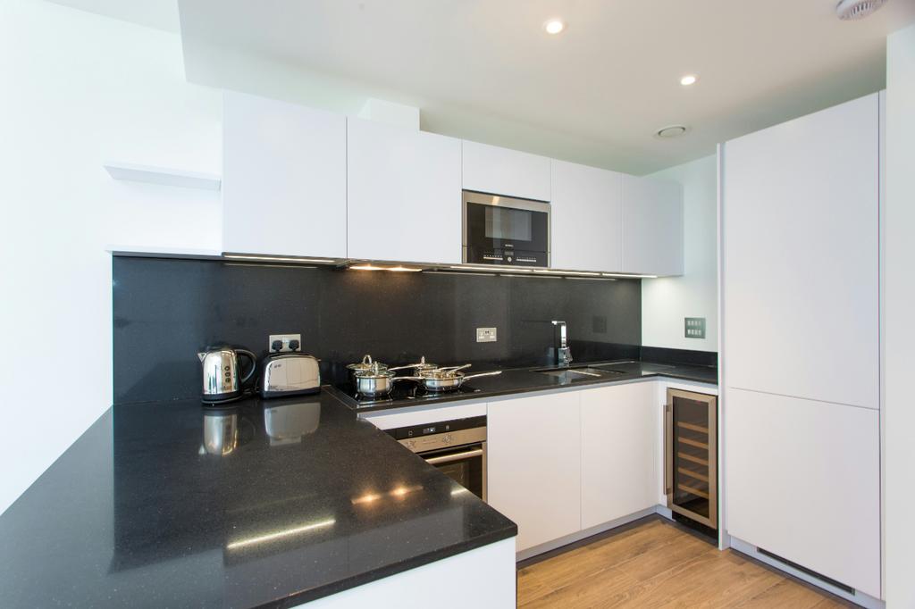 Cashmere House, Goodman's Fields... 1 bed apartment - £3,358 pcm (£775 pw)
