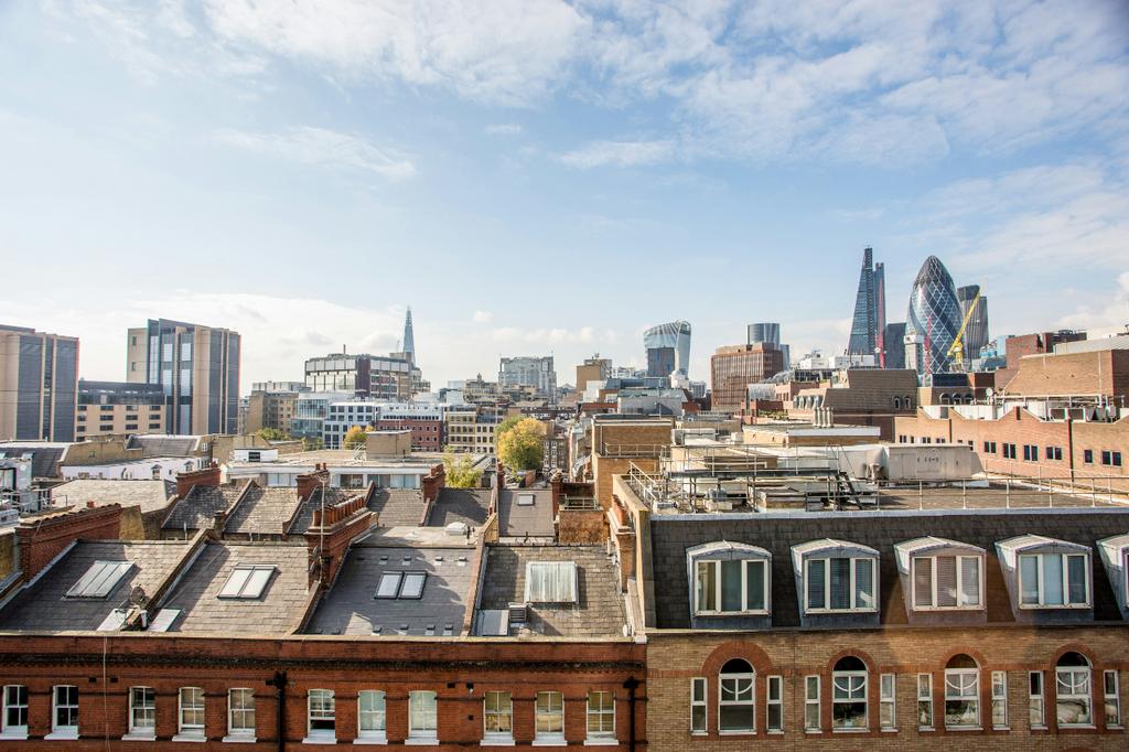 Cashmere House, Goodman's Fields... 1 bed apartment - £3,358 pcm (£775 pw)