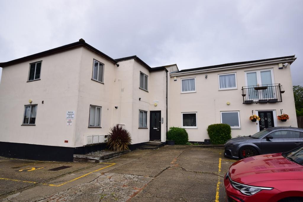 Craig House Wilson Avenue ME1 1 bed apartment - £895 pcm (£207 pw)