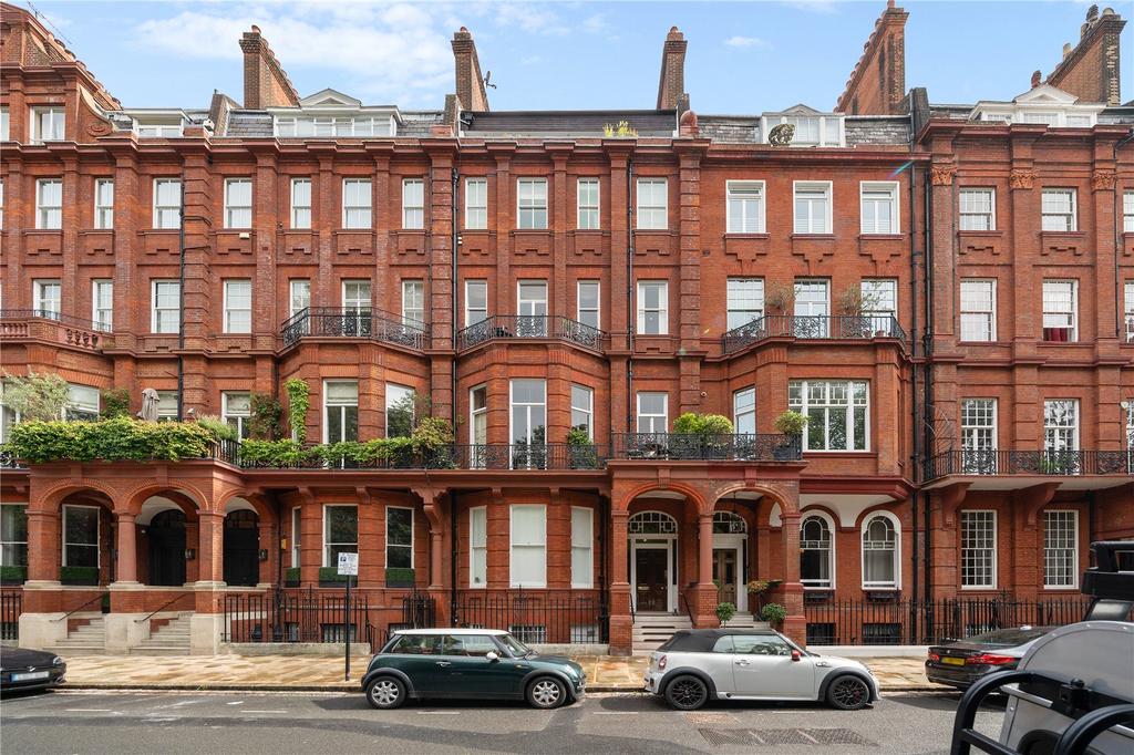 Cadogan Square, Knightsbridge 2 bed flat for sale - £2,590,000