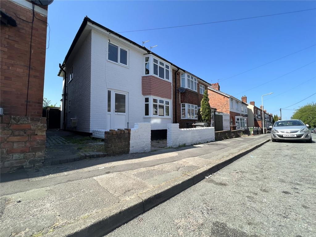 Park Street South, Wolverhampton... 3 bed semi-detached house - £1,200 ...
