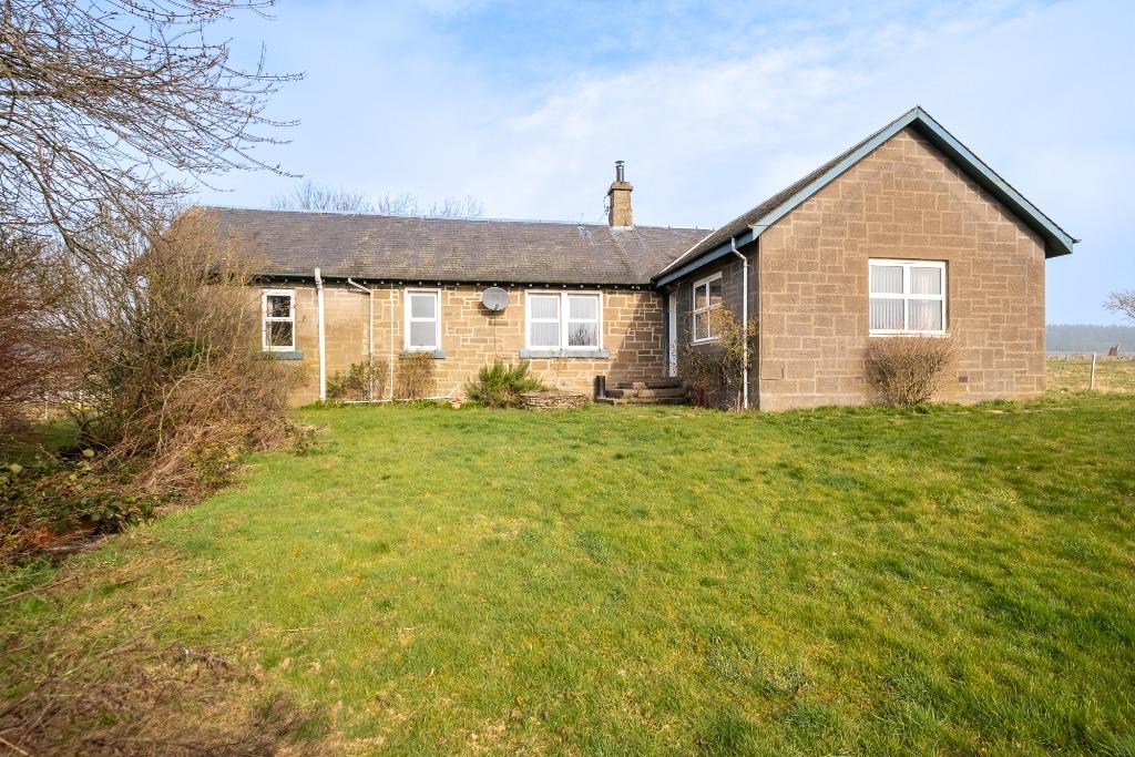 Dronley Road, Muirhead, Angus, DD3 4 bed detached house - £1,400 pcm (£ ...