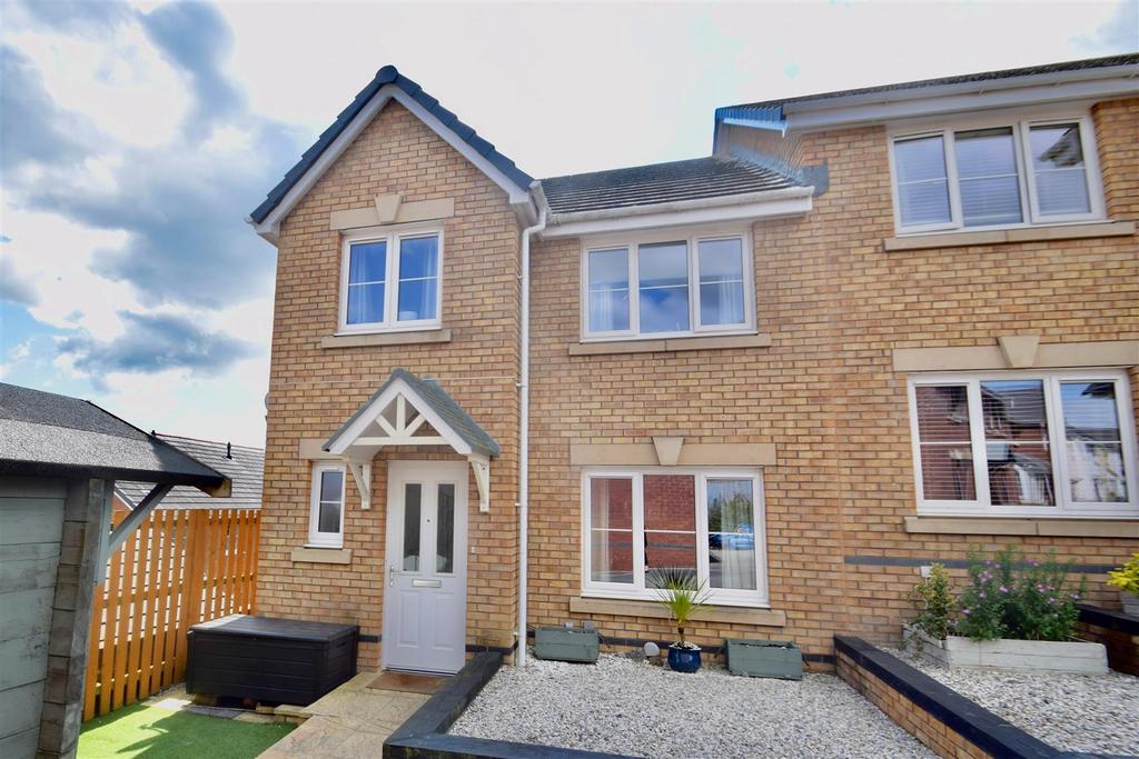Clos Yr Eryr, Coity, Bridgend County Borough, CF35 6HE 3 bed semi ...