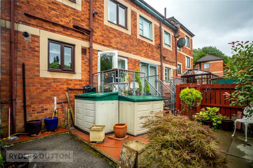 Factory Lane, Blackley, Manchester, M9 3 bed end of terrace house for ...