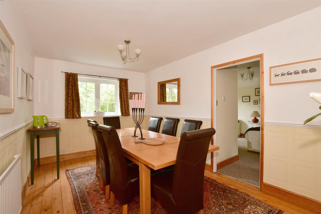 Fielden Road, Crowborough, East Sussex 4 bed detached house - £975,000