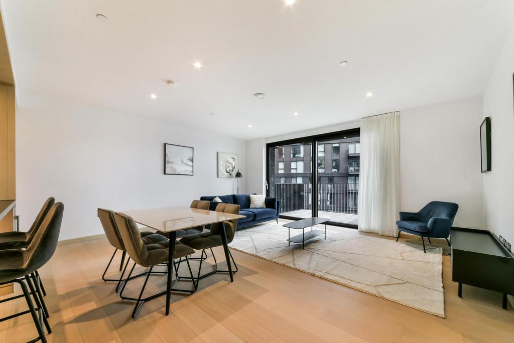 Legacy Building, Embassy Gardens... 2 bed flat - £4,983 pcm (£1,150 pw)