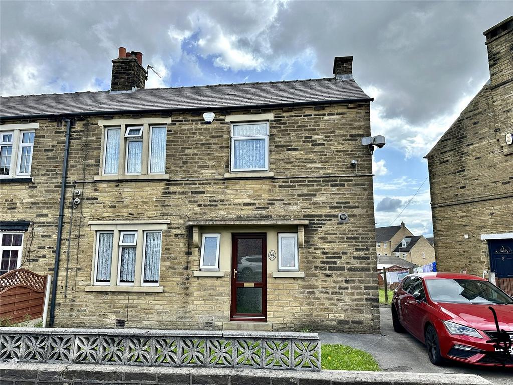 Spring Hall Lane, Halifax, HX1 3 bed semi-detached house - £160,000