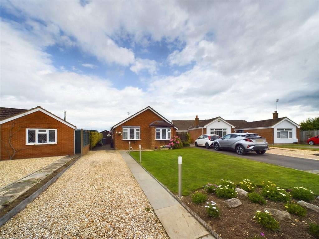 Kaybourne Crescent, Churchdown... 3 bed bungalow - £500,000
