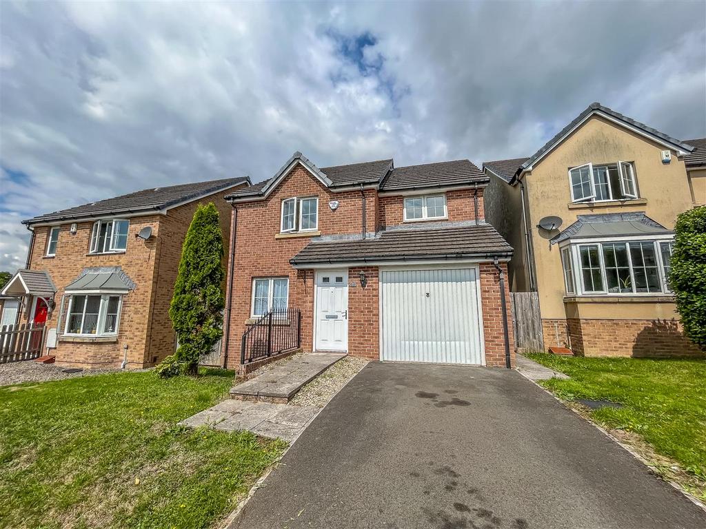 Ladyhill Road, Newport 3 bed detached house - £245,000