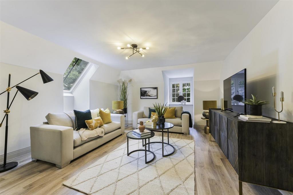 De Clare Court, Merston Manor... 2 bed penthouse - £799,950