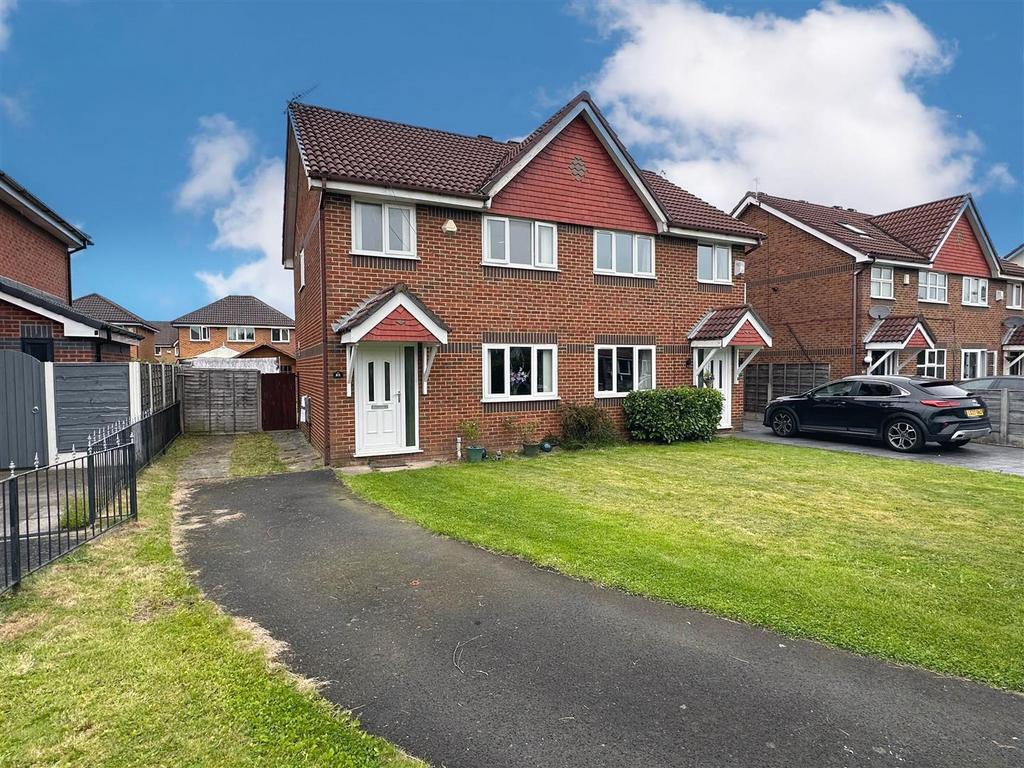 Gawsworth Road Sale 3 Bed Semi Detached House For Sale £300 000