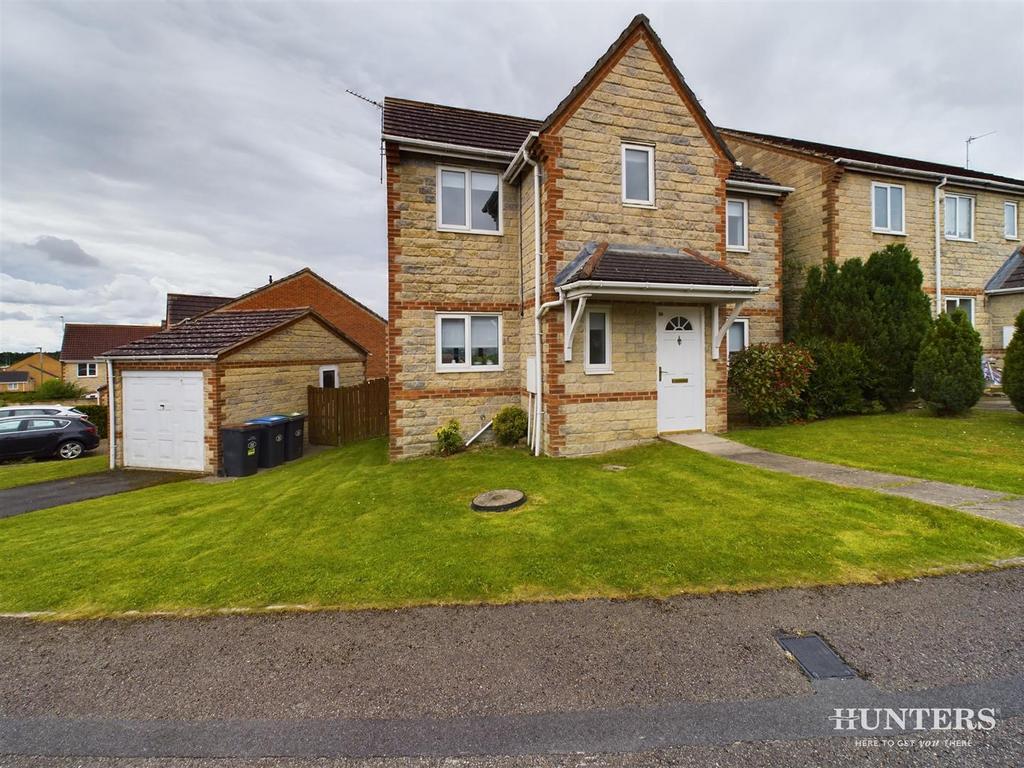 Stuart Court, Consett 3 bed detached house for sale - £209,950