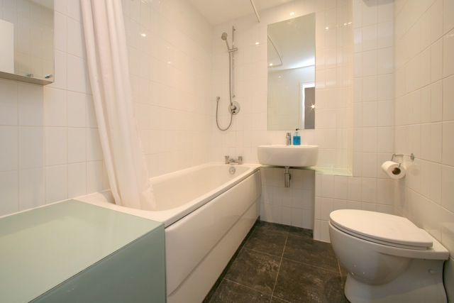 Coventry Road, London, London, E1 3 bed flat - £3,250 pcm (£750 pw)